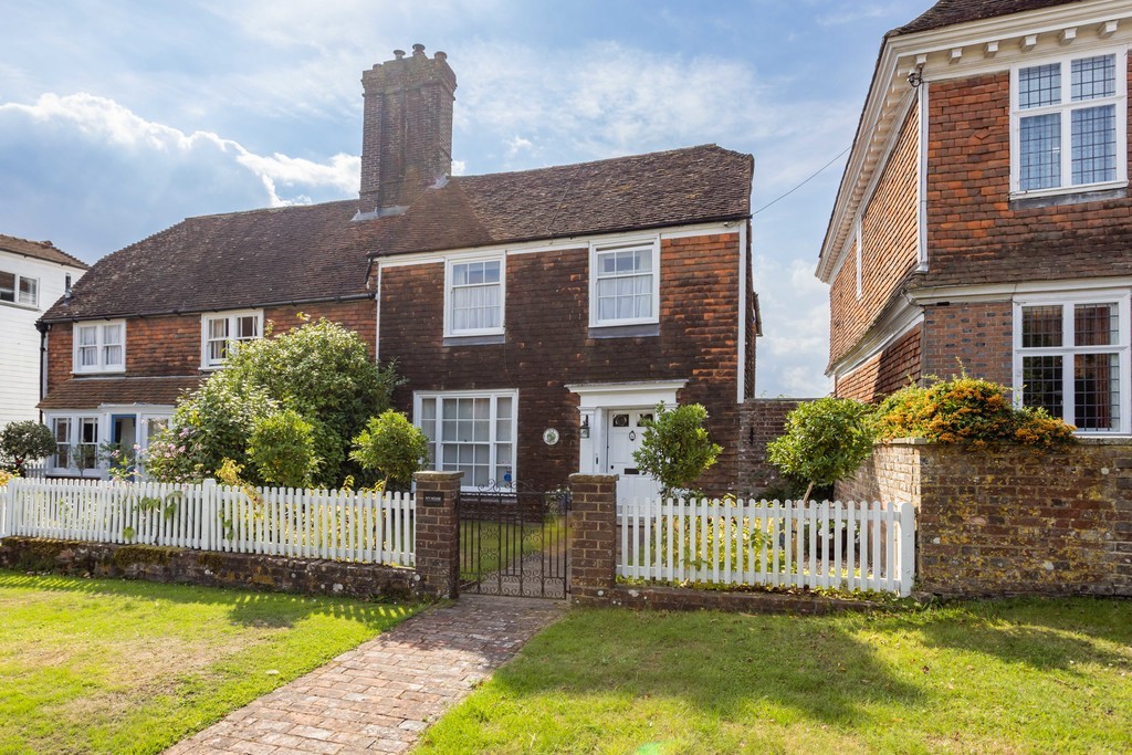 Stunning Country Views in Burwash | Peter Buswell Estate Agents