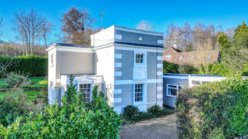 Available With No Onward Chain In Cranbrook | Peter Buswell Estate Agents